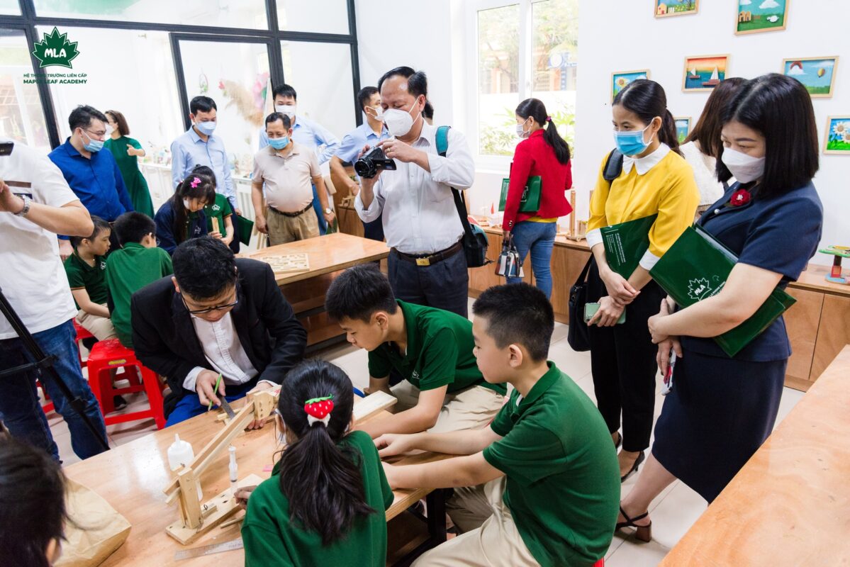 GIÁO DỤC STEM/STEAM - TỪ TRẢI NGHIỆM THỰC HÀNH ĐẾN TƯ DUY SÁNG TẠO ...