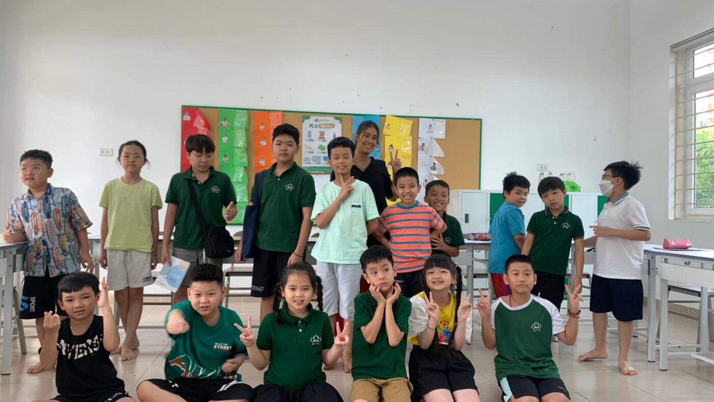 NÓI TIẾNG ANH CHUẨN UK VỚI “MLA SPEAK OUT” - Maple Leaf Academy - Hệ ...